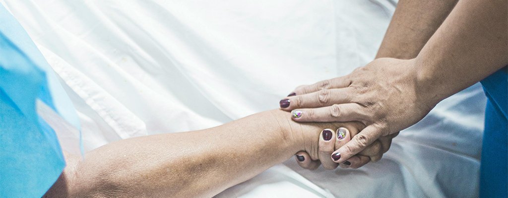 Diplomado Cuidado de Enfermería al Paciente Crítico | UPB